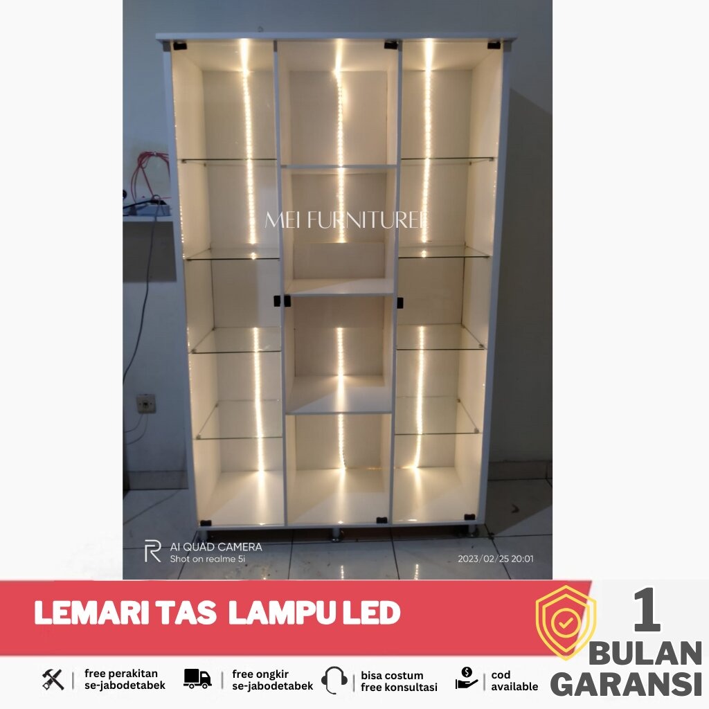 Lemari tas kaca pintu 3 lampu led modern - Rak kaca susun 3 pintu ...