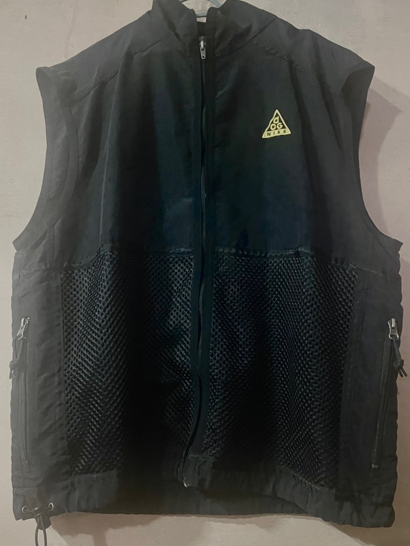 Nike ACG Tactical Vest, Men's Fashion, Tops & Sets, Vests on Carousell