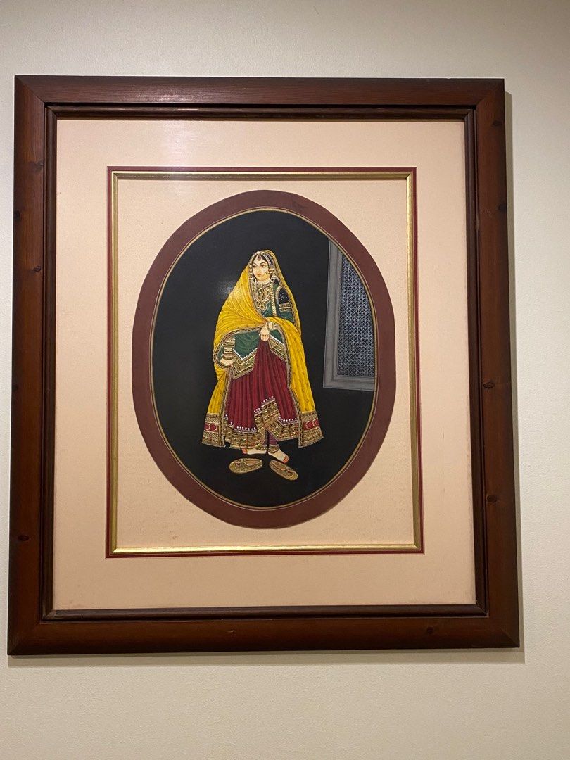 Antique Queen Picture Frame, Furniture & Home Living, Home Decor ...