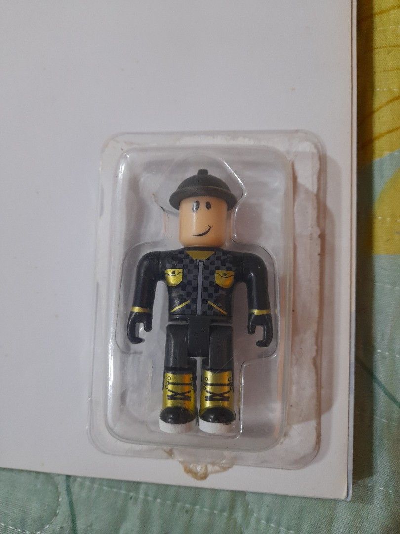 Roblox Book (Character Encyclopedia), Hobbies & Toys, Books & Magazines ...