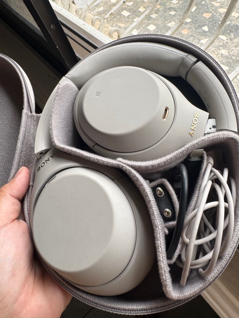 Song Wh 1000xm4, Audio, Headphones & Headsets on Carousell