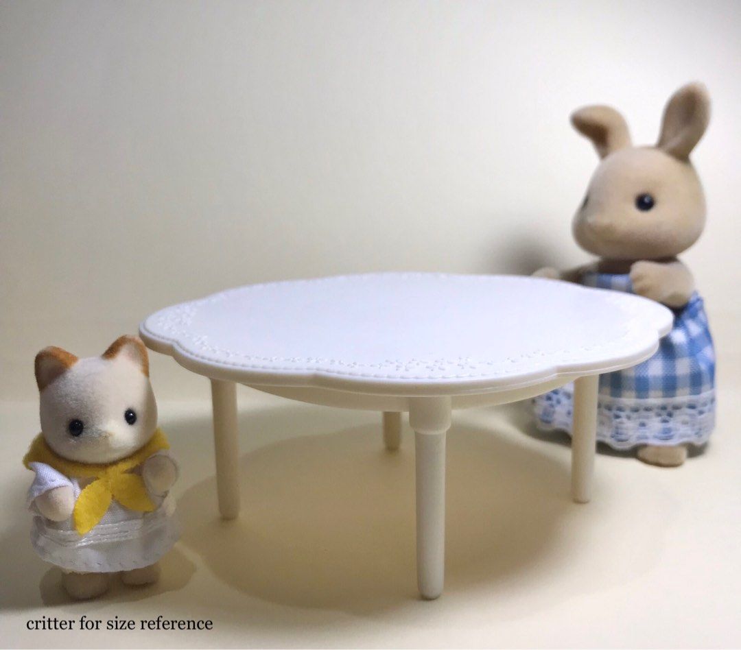Sylvanian Table from Sweets Party Set, Hobbies & Toys, Toys & Games on ...