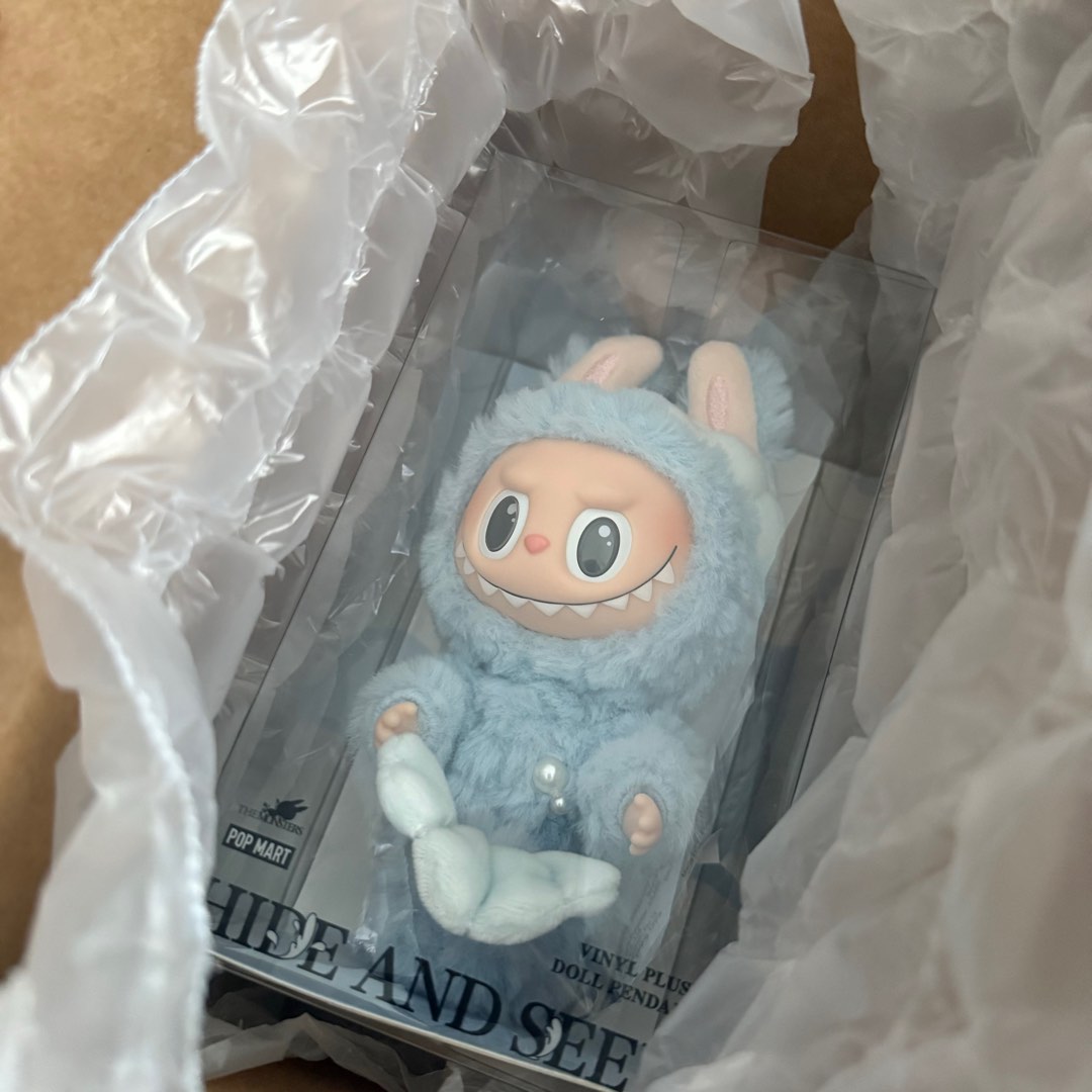 [WTS] POPMART LABUBU MERBUBU HIDE AND SEEK SINGAPORE MERLION, Hobbies ...