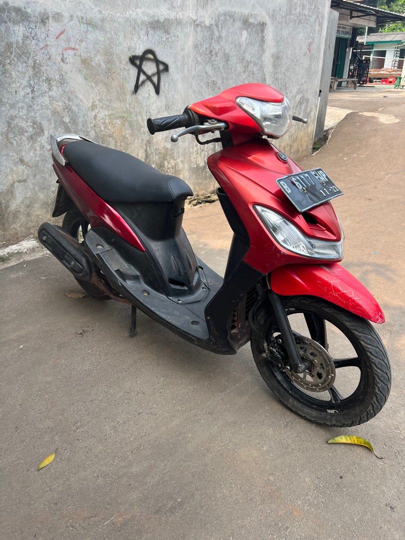 Yamaha Mio THN 2011,PAJAK BARU LEWAT GAK LAMA,Surat Lengkap,mesin jos ...
