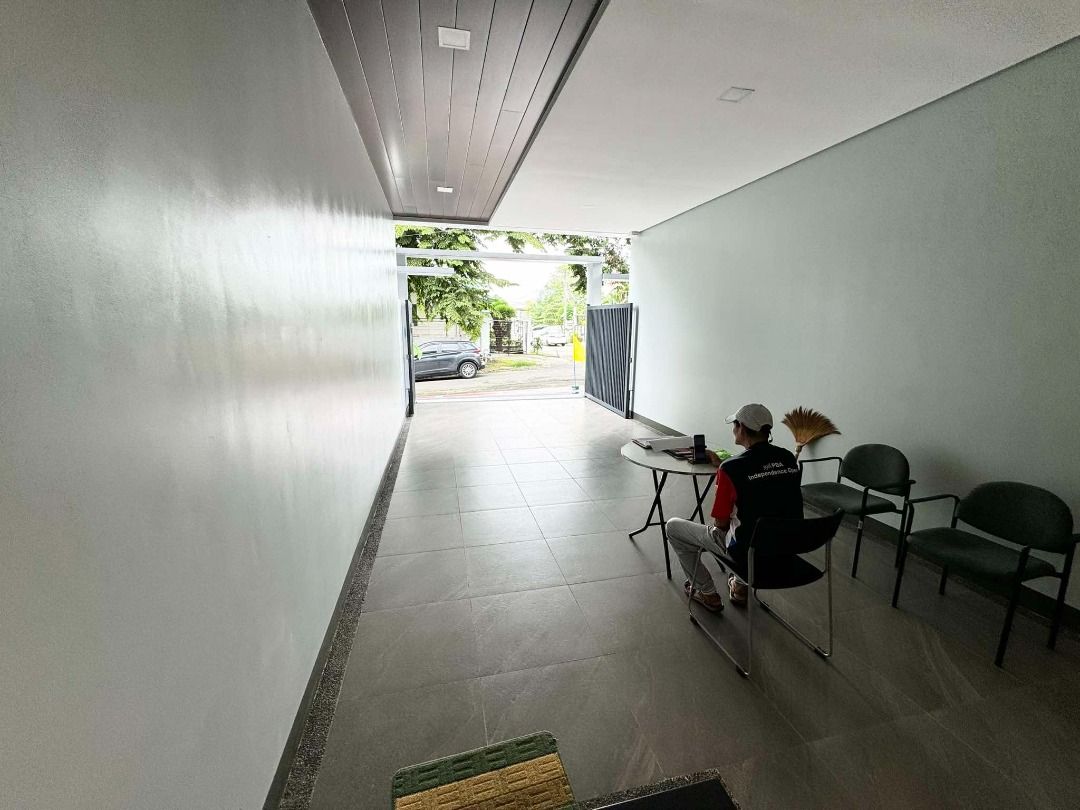 185 sqm - 3BR Brand New TOWNHOUSE near Mapayapa Village Pasong Tamo ...