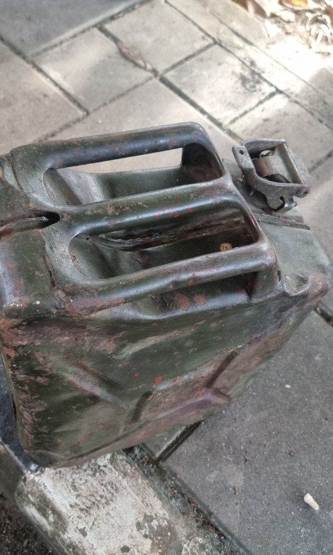 1945 WW2 Jerry Can Petrol Diesel War Department England British Malaya ...