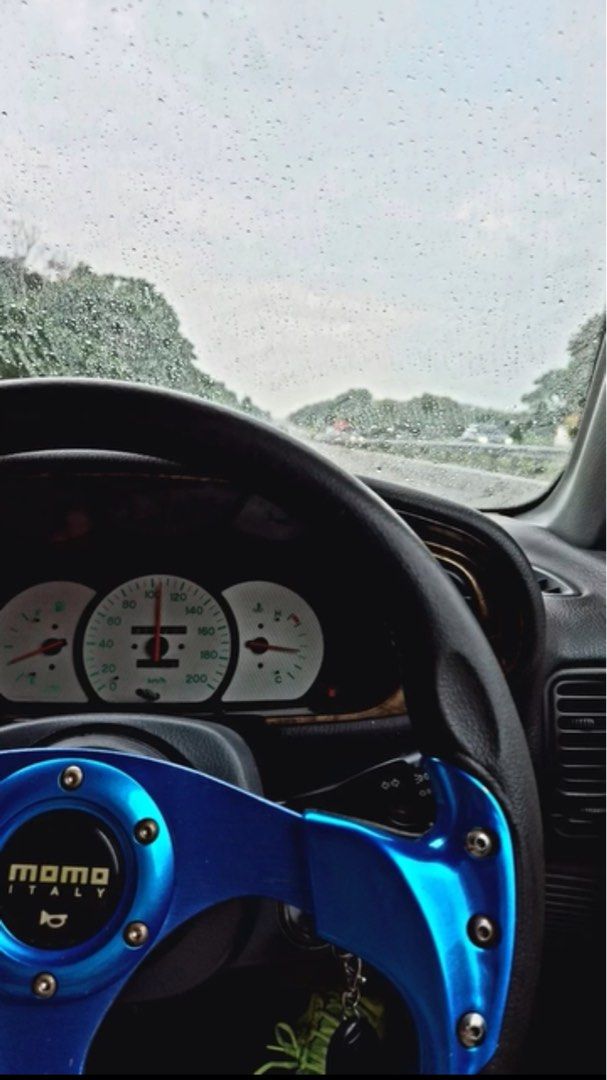 2001 Proton Wira Aero Back, equipped with a Mitsubishi VDO engine and ...