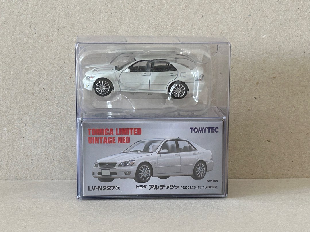 【日版 TOMYTEC】Toyota Altezza RS200 LV-N227a, 興趣及遊戲, 玩具 & 遊戲類 - Carousell