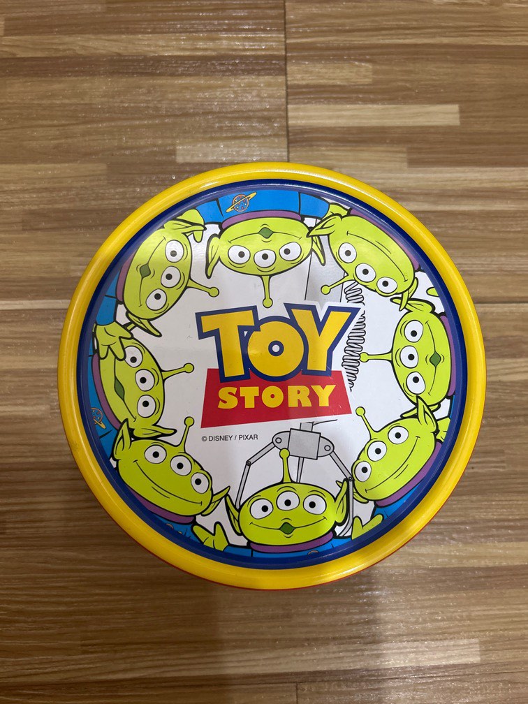 Alien Toys Story Tin Kaleng Box Kotak, Toys & Collectibles, Mainan di ...
