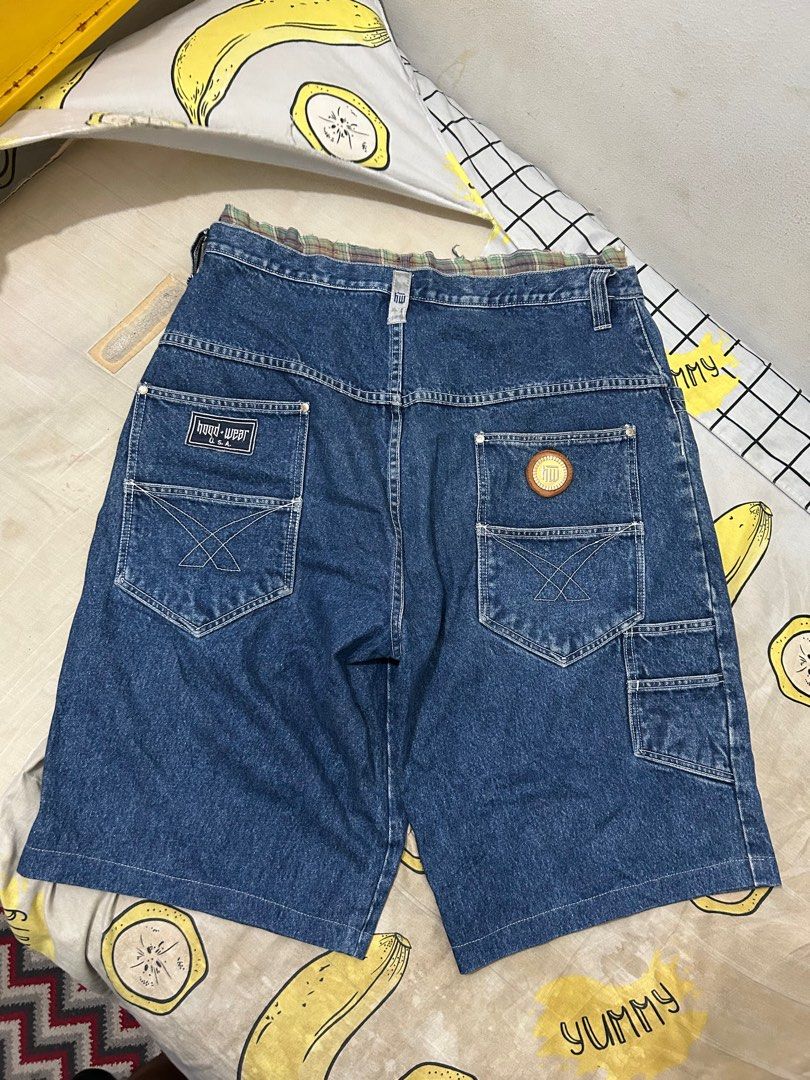Baggy jorts hood wear, Men's Fashion, Bottoms, Shorts on Carousell