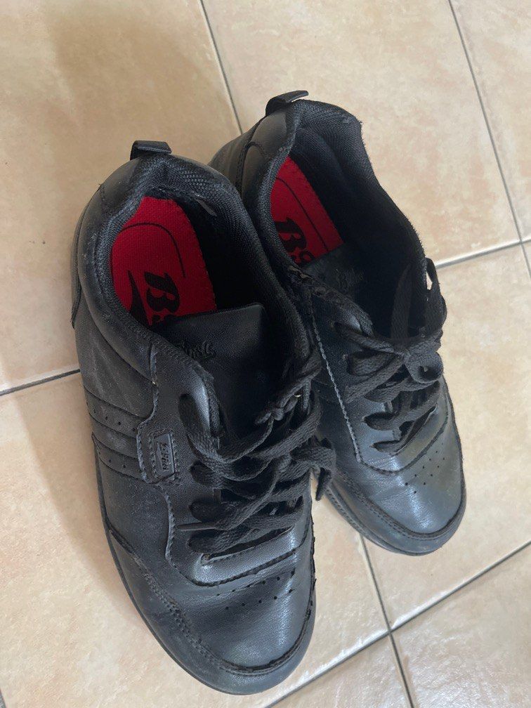 Bata B First Black school shoe size 5, Men's Fashion, Footwear, Casual ...