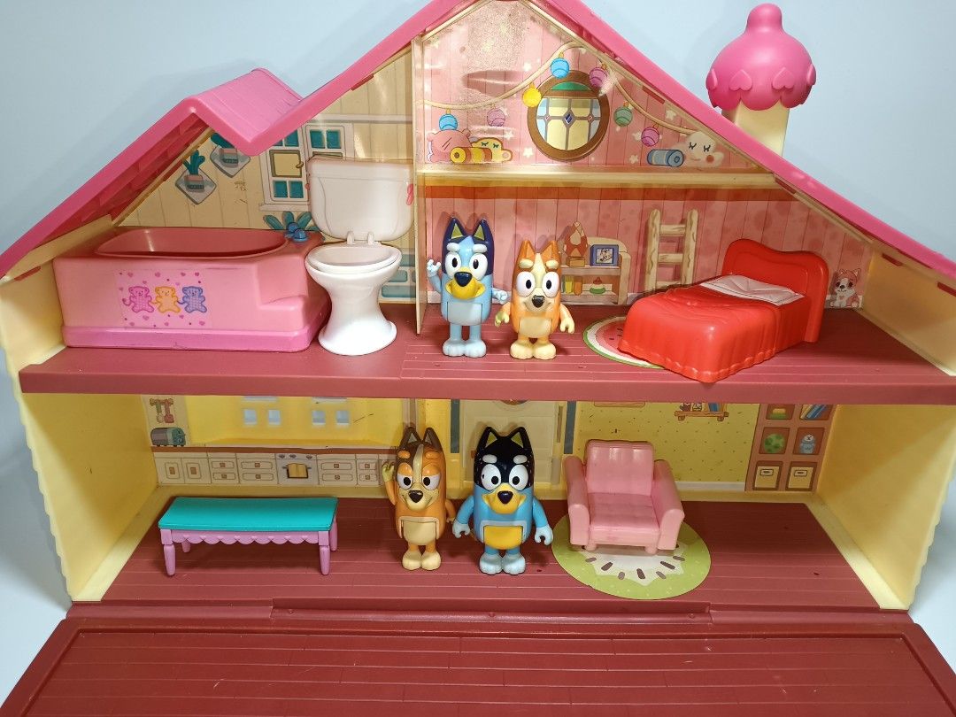 bluey House and Treehouse Playset with Family, Hobbies & Toys, Toys ...