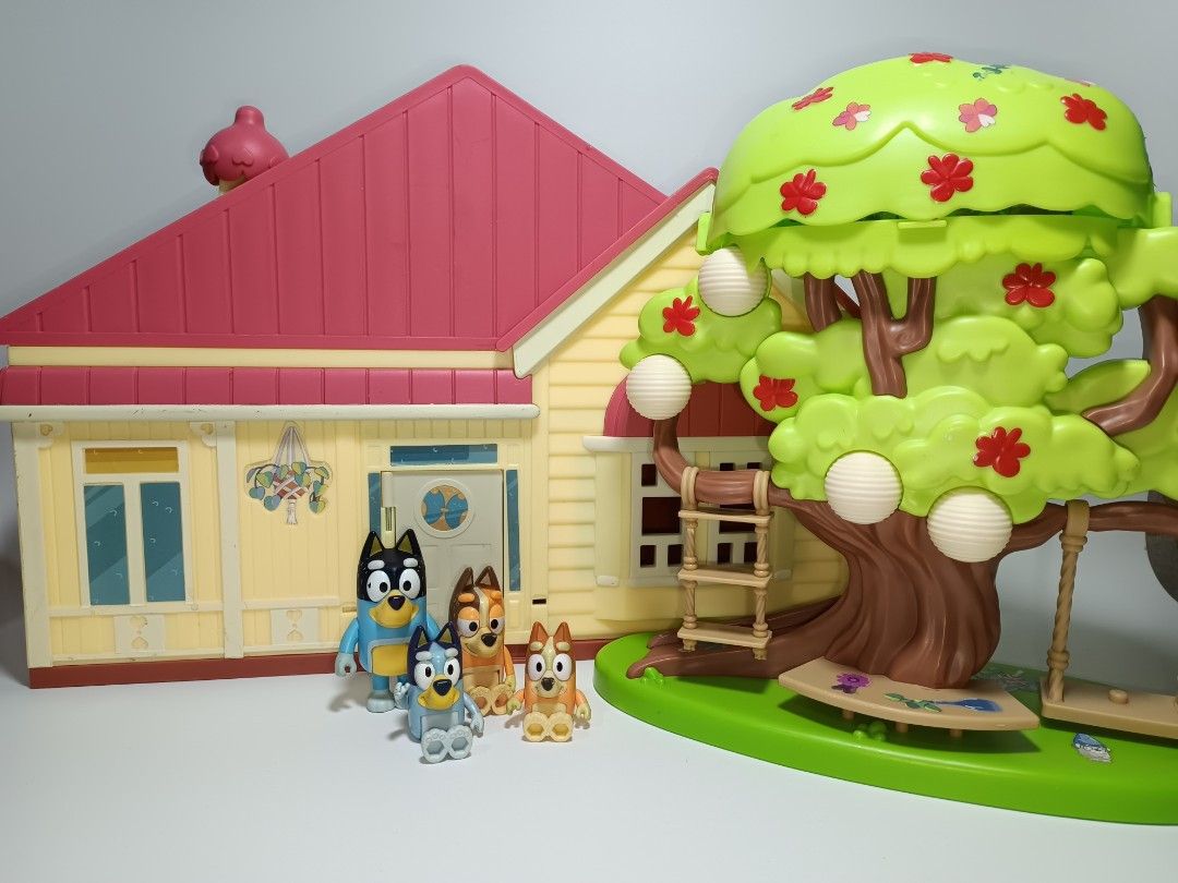 bluey House and Treehouse Playset with Family, Hobbies & Toys, Toys ...