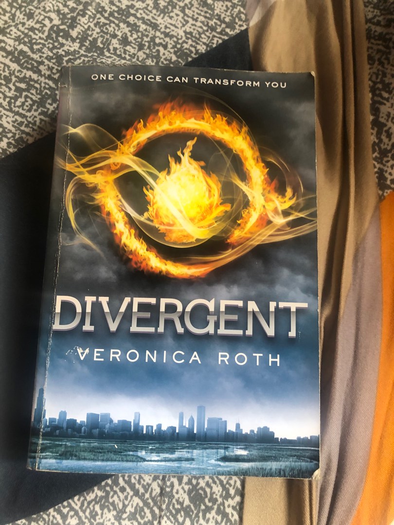Divergent, Hobbies & Toys, Books & Magazines, Fiction & Non-Fiction on ...