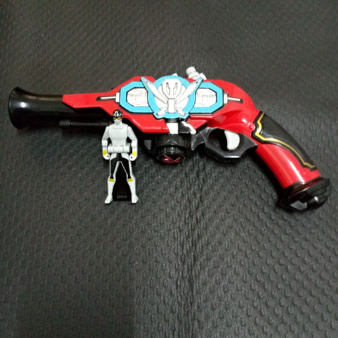 DX kaizoku sentai Gokai gun, Hobbies & Toys, Toys & Games on Carousell