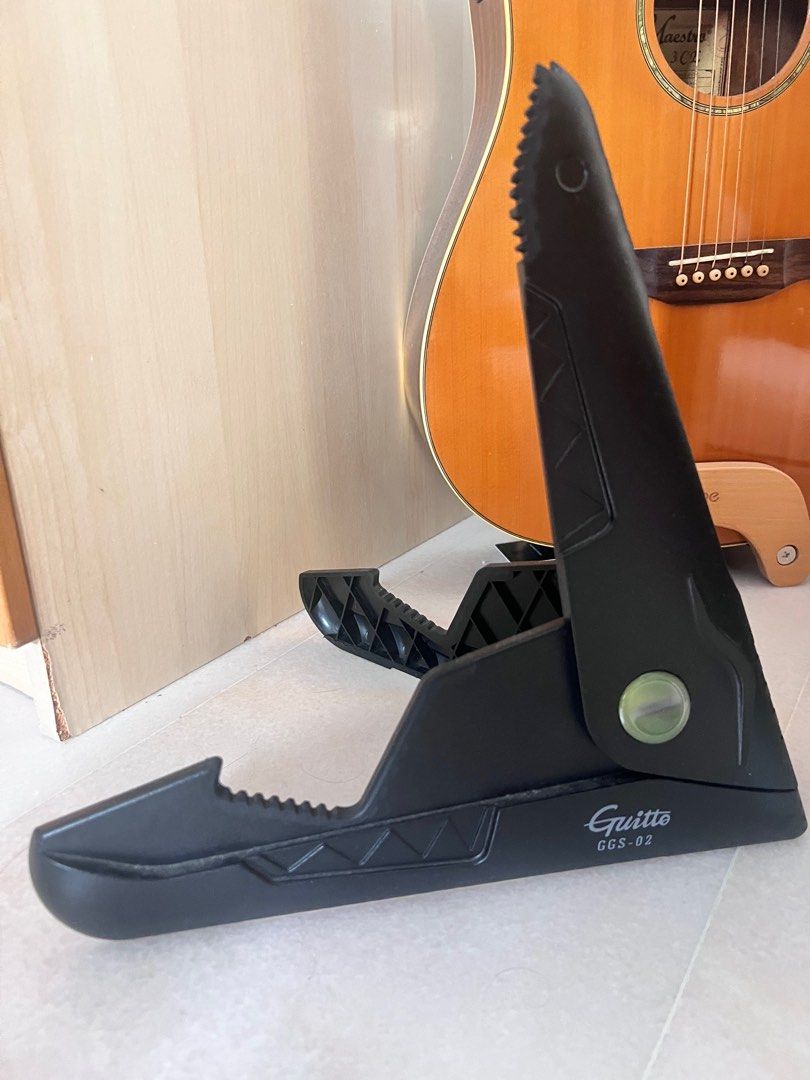 Electric guitar stand. Foldable, Hobbies & Toys, Musical Instruments on ...