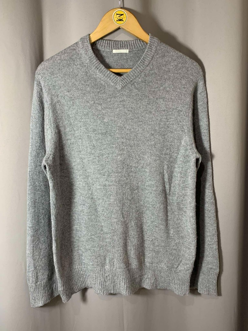 GU MEN'S CASHMERE V-NECK SWEATER, Men's Fashion, Coats, Jackets and ...
