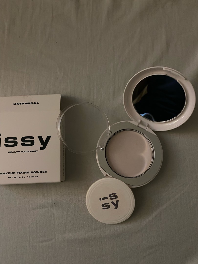 issy mkaeup fixing powder, Beauty & Personal Care, Face, Makeup on ...