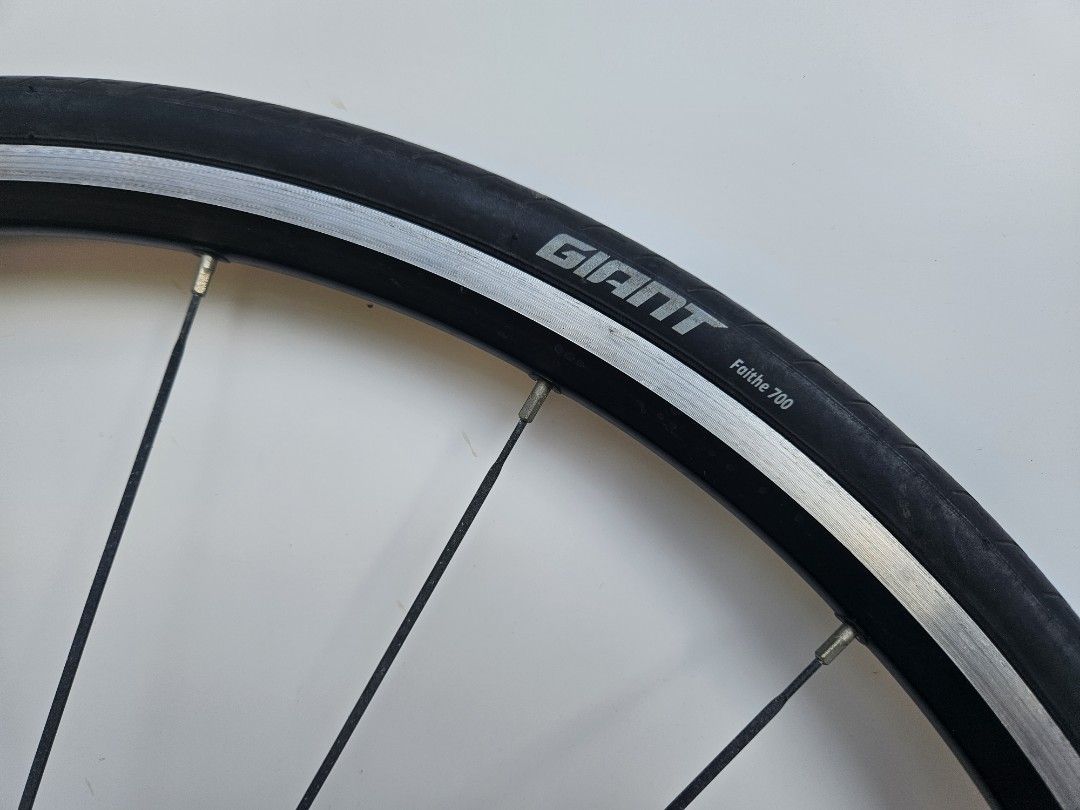 減價！！Mavic aksium rim brake 鋁軨 輪組 c夾 連105 r7000 11速飛輪, 運動產品, 單車及配件, 單車 ...