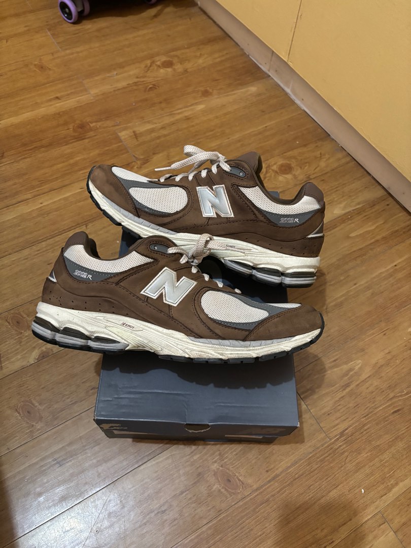 NB 2002R Adrift Moonbeam Size 12, Men's Fashion, Footwear, Sneakers on ...