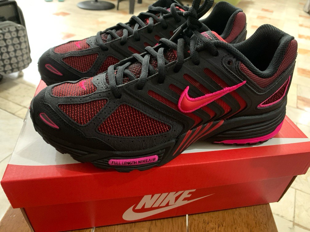 Nike Air Pegasus 2K5 Black/Fire Red-Fierce Pink, Men's Fashion ...