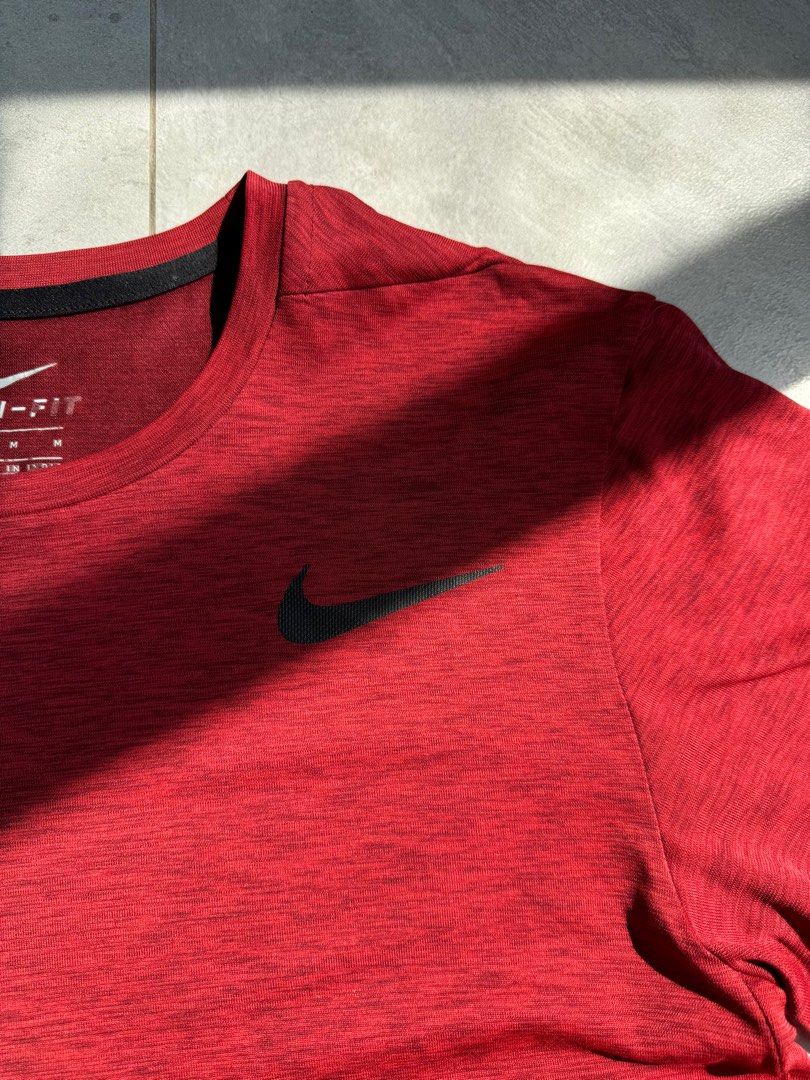 Nike Dry Fit man, Men's Fashion, Activewear on Carousell