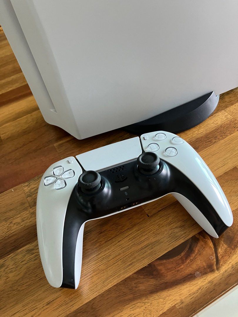Boxed PlayStation 5 console - disc version - with dualsense controller ...