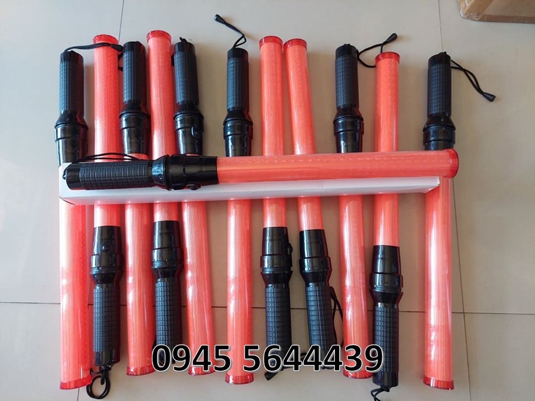 Traffic baton light, Looking For on Carousell