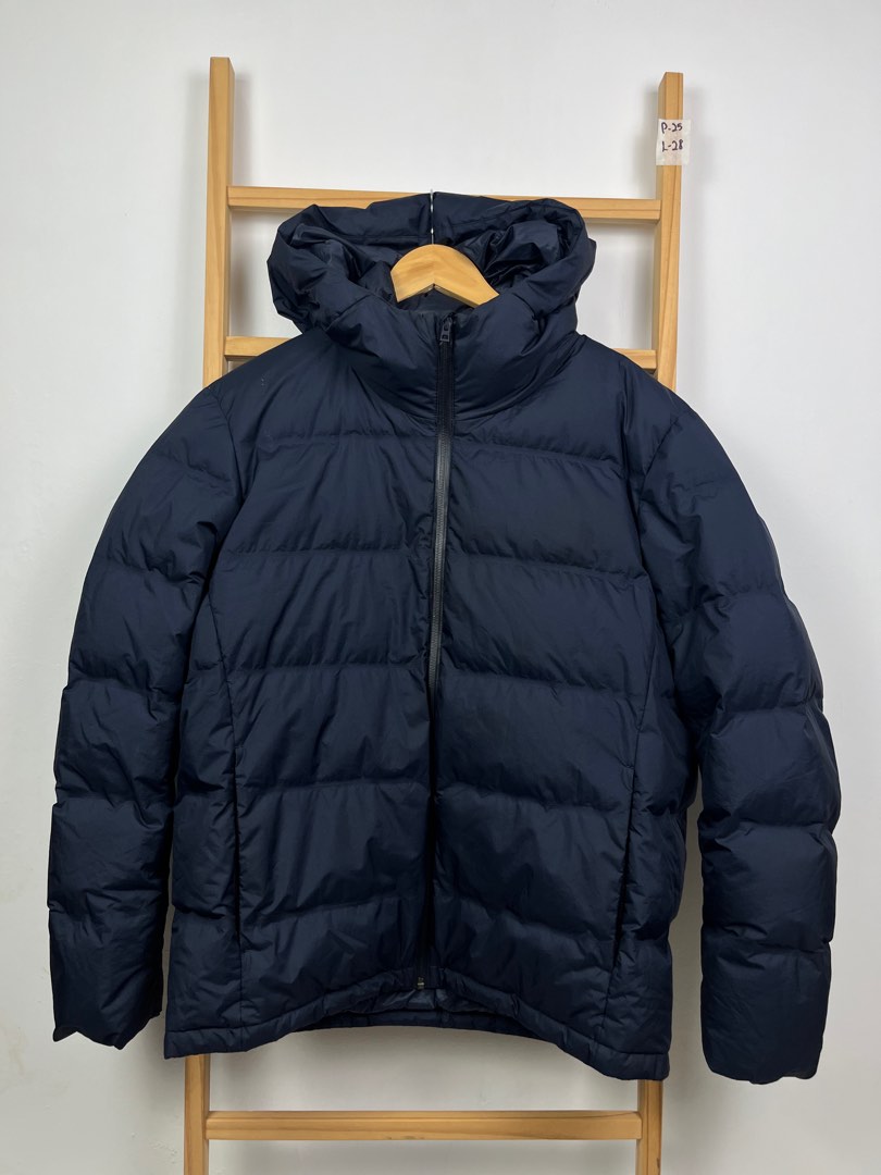 Uniqlo Seamless Down Jacket, Men's Fashion, Coats, Jackets and ...