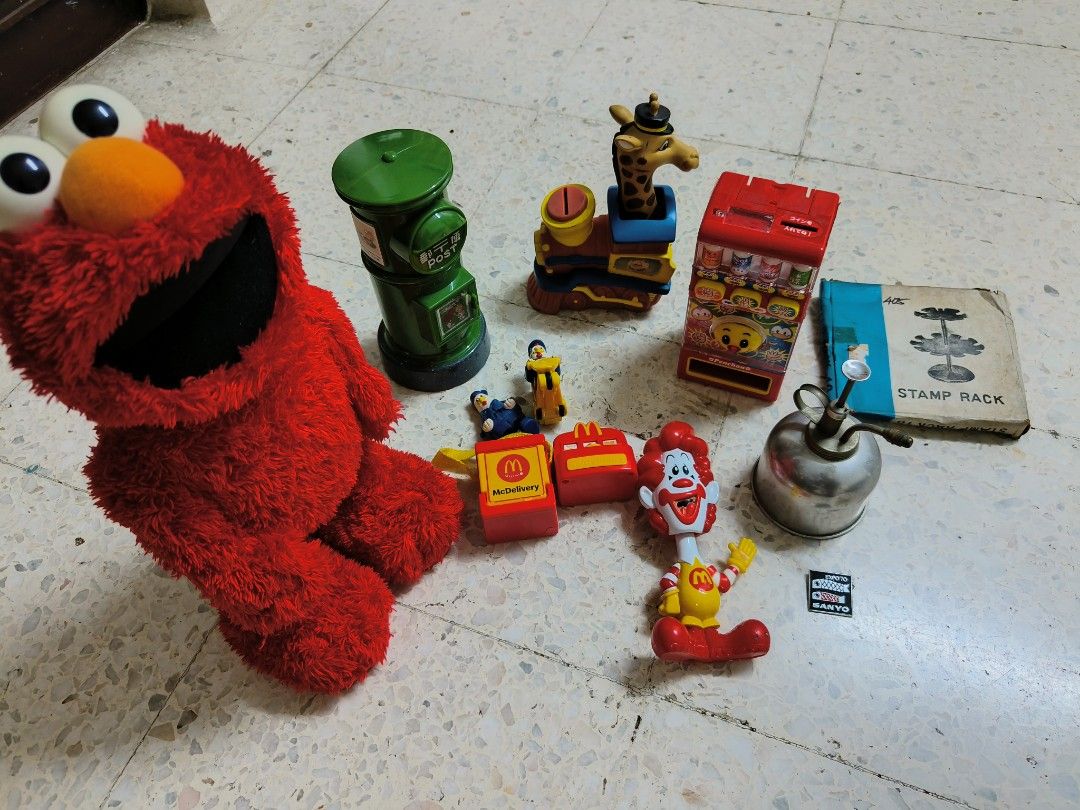 Vintage item KFC mcd, Hobbies & Toys, Collectibles & Memorabilia ...