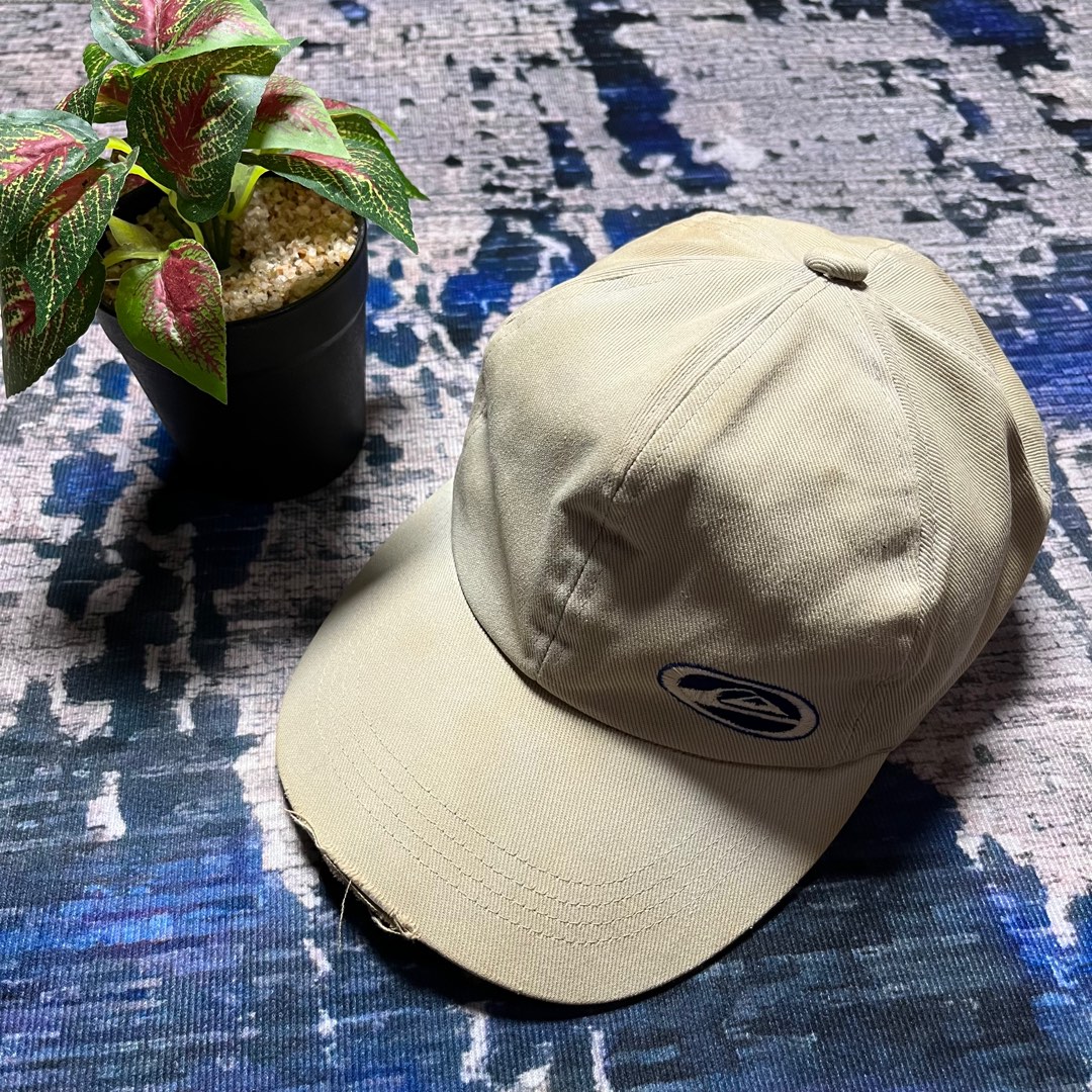 Vintage Quicksilver Embroidery Logo Cap Made in japan 90s, Men's ...