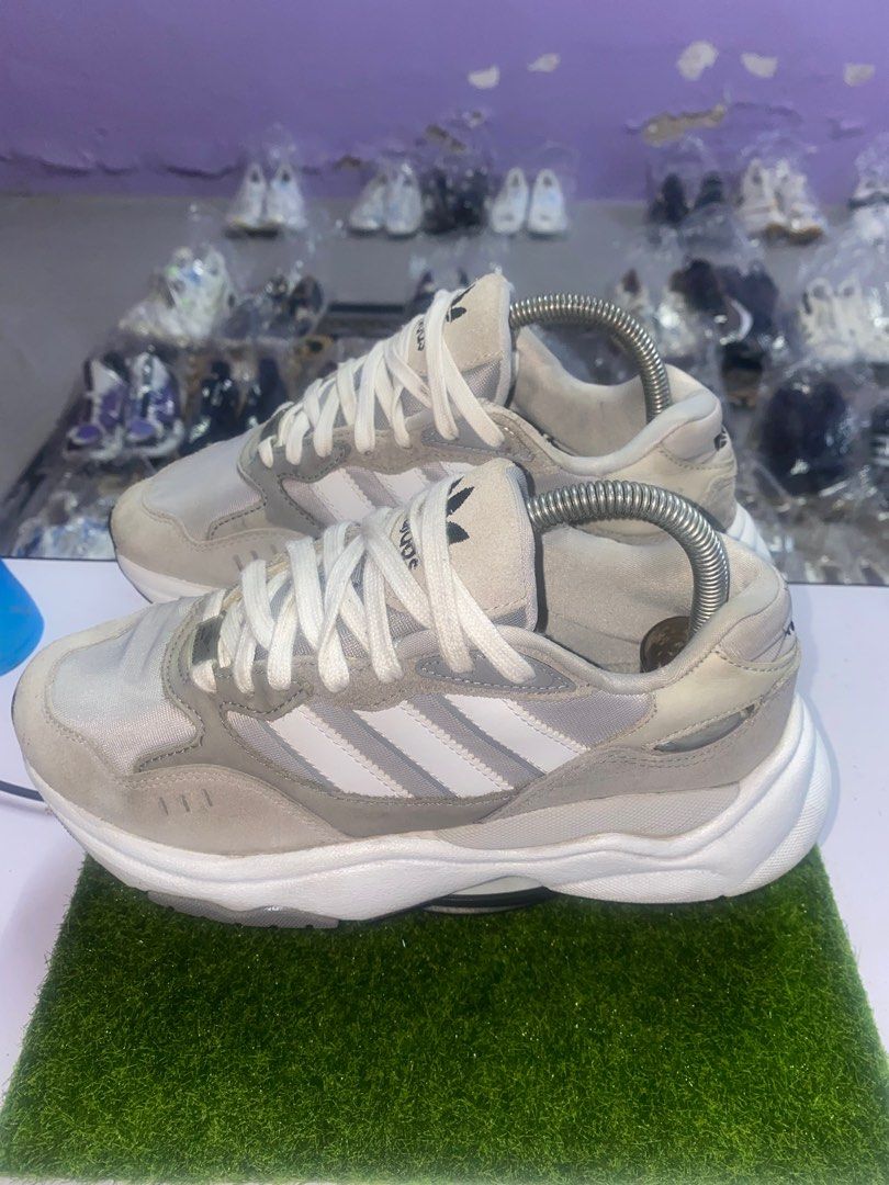 Adidas Torsion, Women's Fashion, Footwear, Sneakers on Carousell