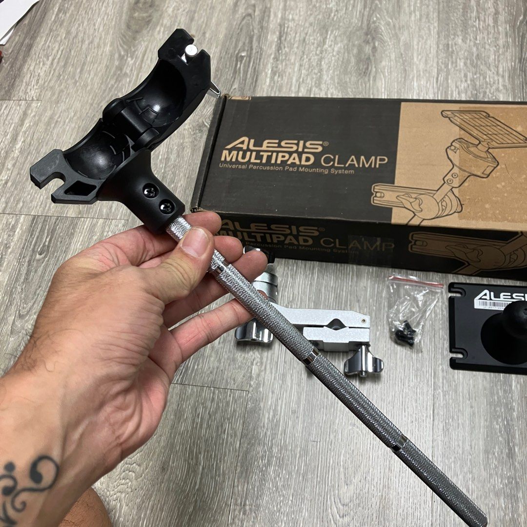 Alesis Multipad Clamp Universal Percussion Pad Mounting System, Audio ...