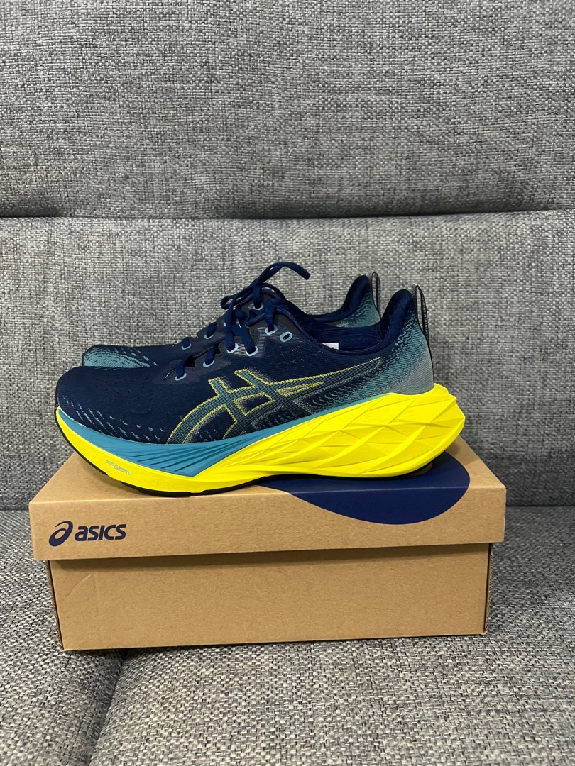 ASICS Novablast 4 (COD), Men's Fashion, Footwear, Sneakers on Carousell