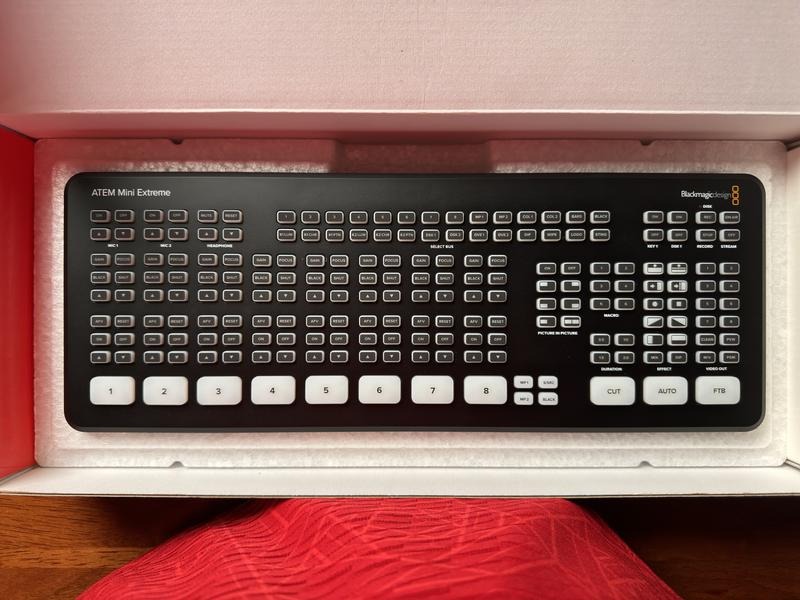 Blackmagic Design ATEM Mini Extreme 8-Channel Switcher Free Storage ...