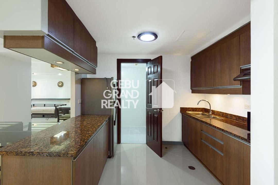 Cozy Condo with Open-Plan Living and Dining in Avalon Condominium ...