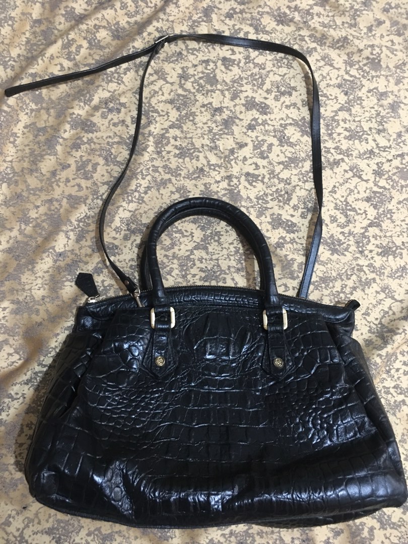 enrico coveri two way bag, Luxury, Bags & Wallets on Carousell