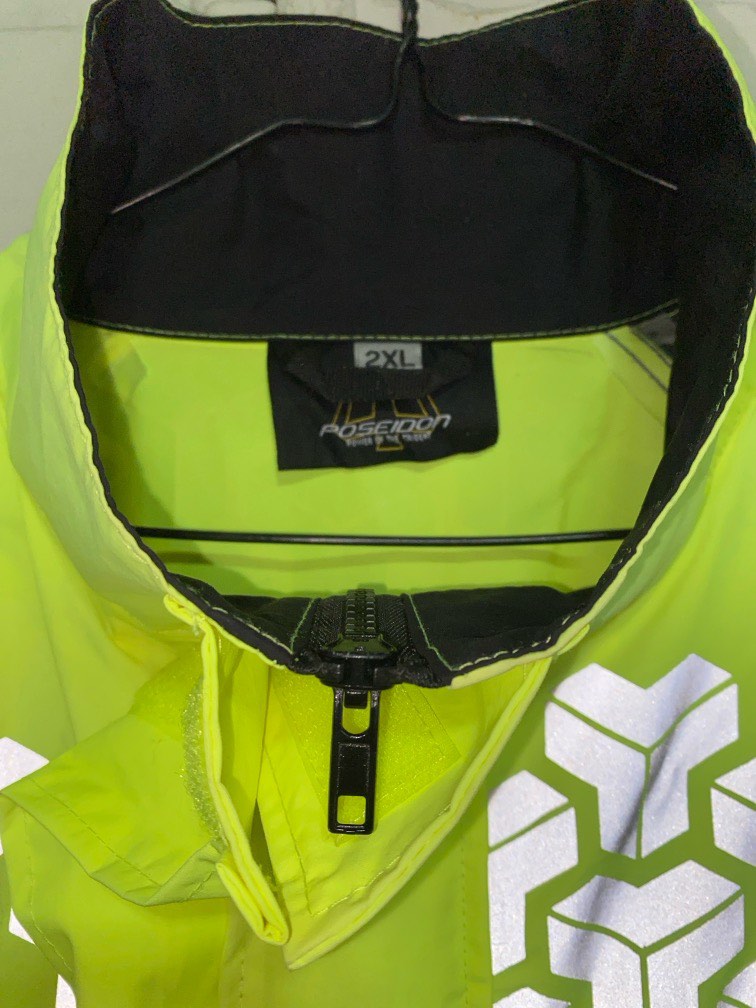 Furio Poseidon Raincoat, Motorcycles, Motorcycle Apparel on Carousell