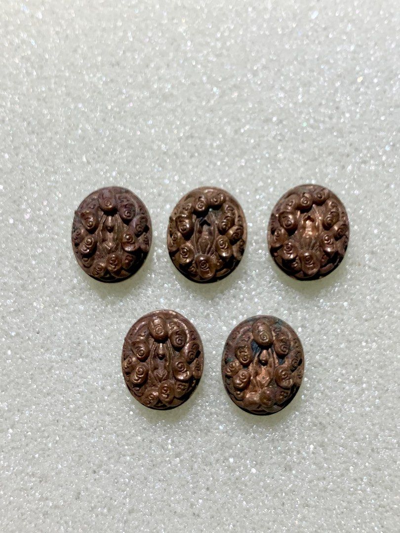 LP Udomsap Palakit (11 Lingam in 1 Yoni), Hobbies & Toys, Memorabilia ...