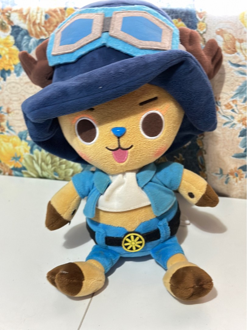 One Piece Tony Tony Chopper 10 inch, Furniture & Home Living, Home ...