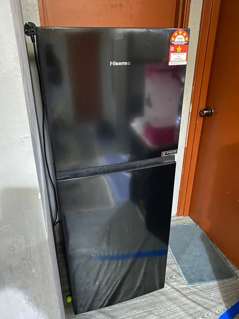 Peti Sejuk Hisense (240L ) 2 Door Top Freezer Inverter Fridge ...