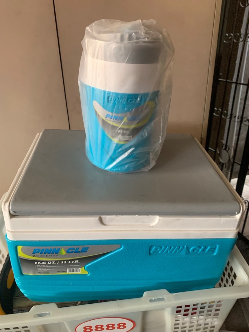 Pinnacle Cooler Ice Box with Handle 11 Liters and Pinnacle Water Jug 1 ...