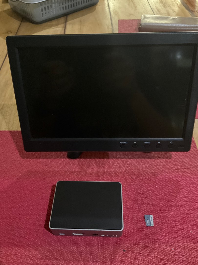 Raspberry Pi 3b+, Flirc case, monitor, 16GB, Computers & Tech, Desktops on Carousell