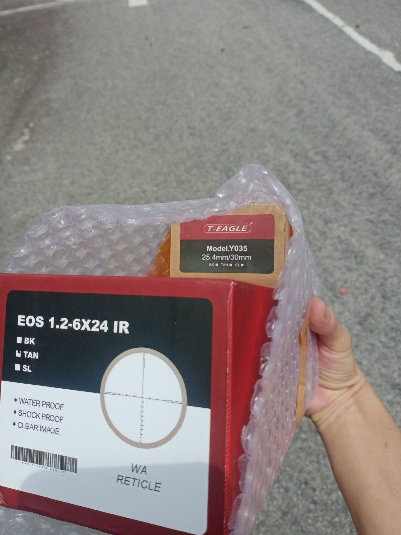 Toy Gel Blaster Accessories:" TEagle 1.2-6 X 24 IR Scope c/w Y035 Scope Mounting" Tan colour ...