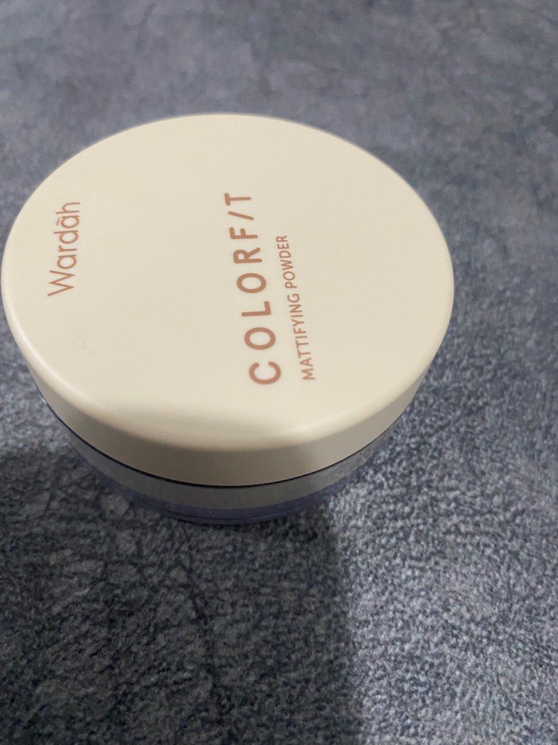 Wardah Mattifying Powder, Beauty & Personal Care, Face, Makeup on Carousell