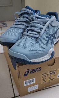 Asics Court, Men's Fashion, Footwear, Sneakers on Carousell