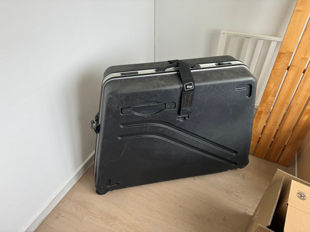 B&W Hardshell Bike Case / Bike Box / Bike Carrier, Sports Equipment ...