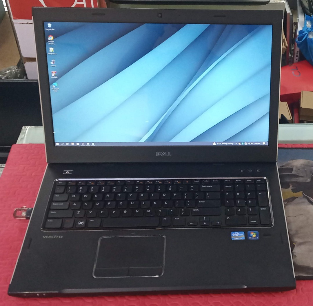 Dell Vostro 3750 > 17.3 inch DISPLAY, Core i3 2nd Gen, 8GB RAM, SSD ...