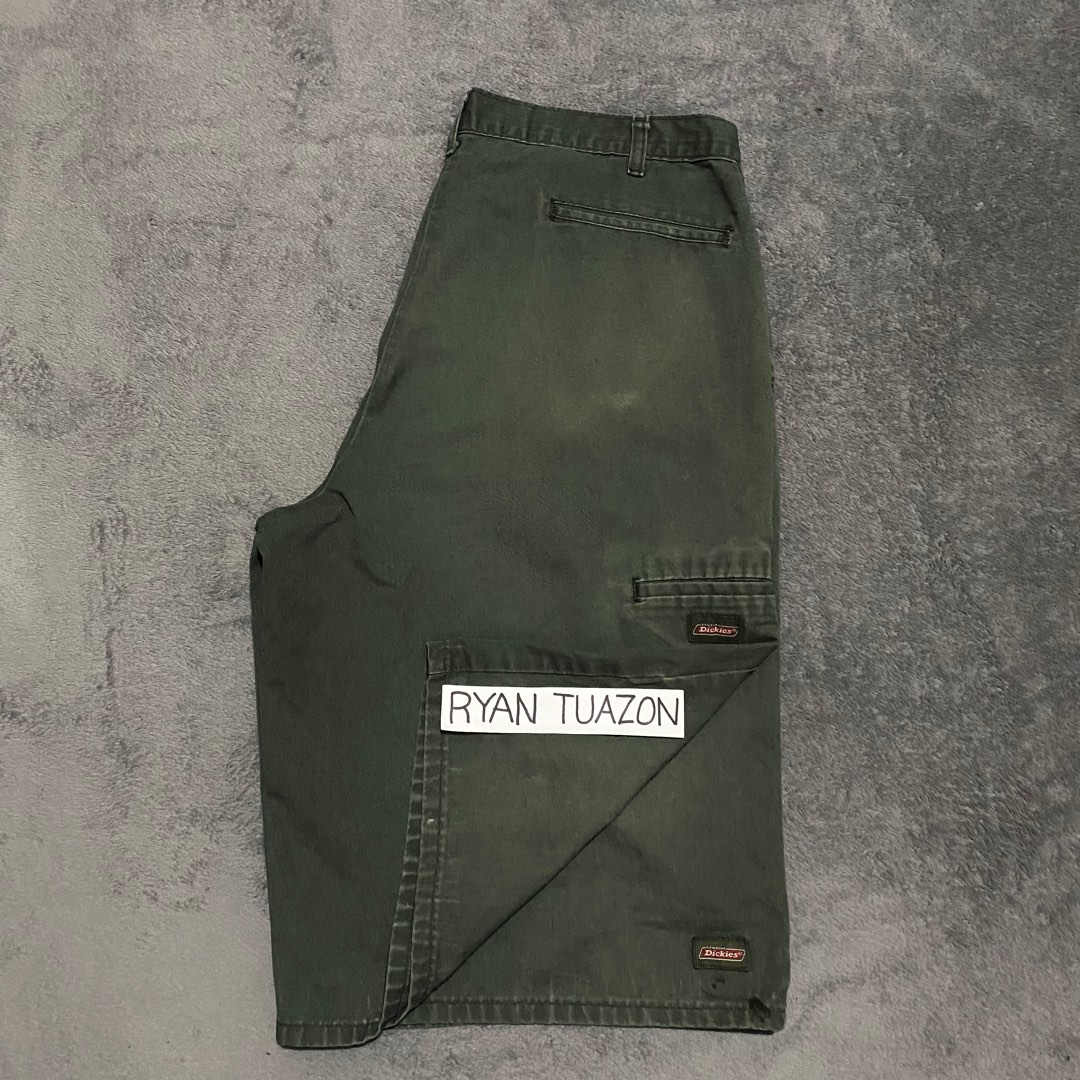 DICKIES DOUBLE PATCH, Men's Fashion, Bottoms, Shorts on Carousell