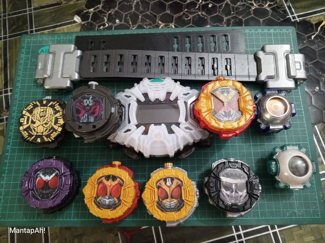 DX Ziku Driver - Kamen Rider Zi-O, Hobbies & Toys, Toys & Games on ...